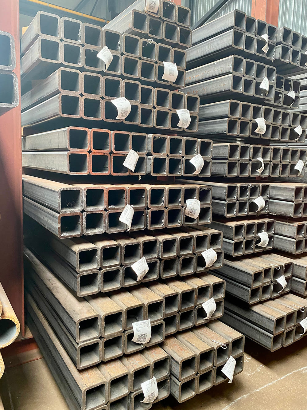 Stahlbauhohlprofile im 80 x 80 x 10,0 mm | Solines GmbH